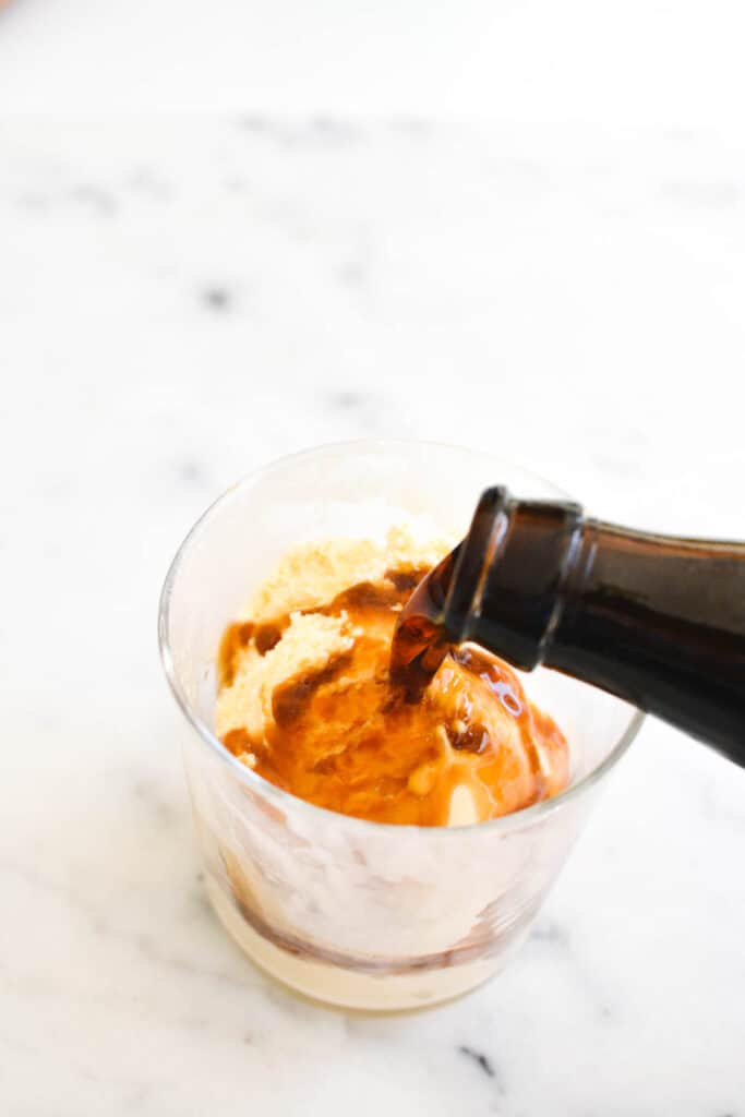 Beer Float Ice Cream Cocktail - Cupcakes and Cutlery