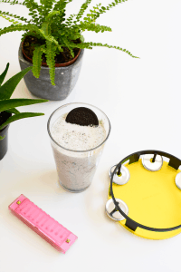 Easy Grasshopper Milkshake Recipe - Cupcakes and Cutlery