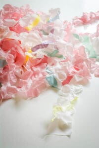 DIY Ruffled Plastic Streamers From A Plastic Tablecloth