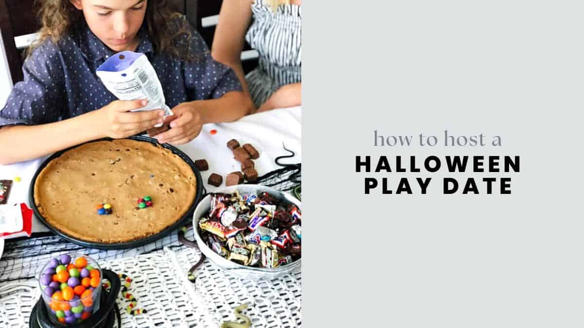 Easy Halloween Playdate Idea - Cupcakes and Cutlery