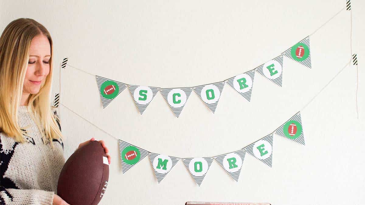 Printable Football Banner for a Game Day Party - Cupcakes and Cutlery
