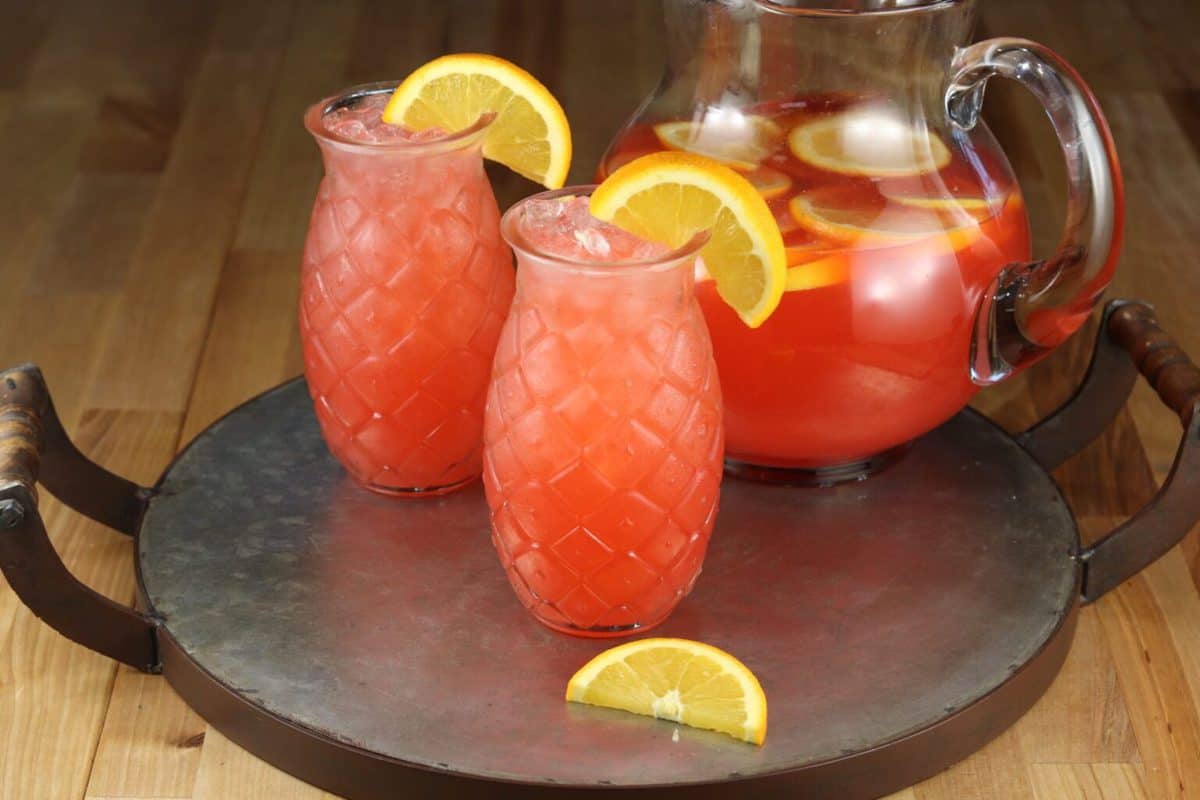 21 Simple Alcoholic Punch Recipes