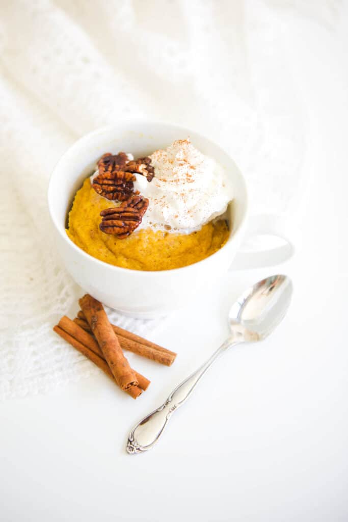 Best Ever Pumpkin Mug Cake Recipe [in the Microwave]
