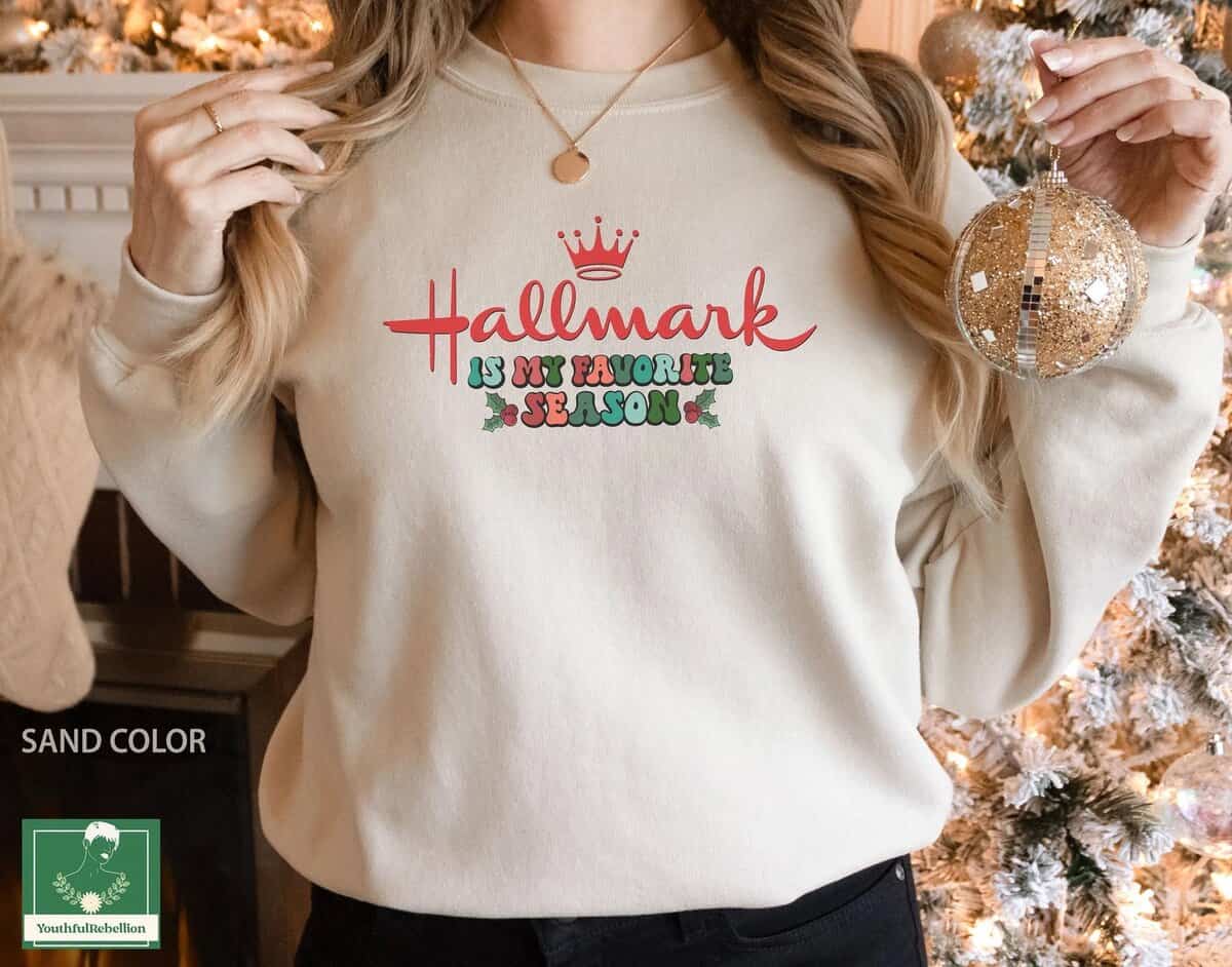 Holiday Hallmark Gifts for Friends - Cupcakes and Cutlery