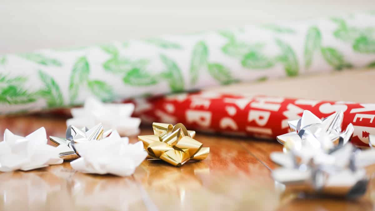 11 Christmas Wrapping Hacks to Make Presents Less of a Chore - Cupcakes ...