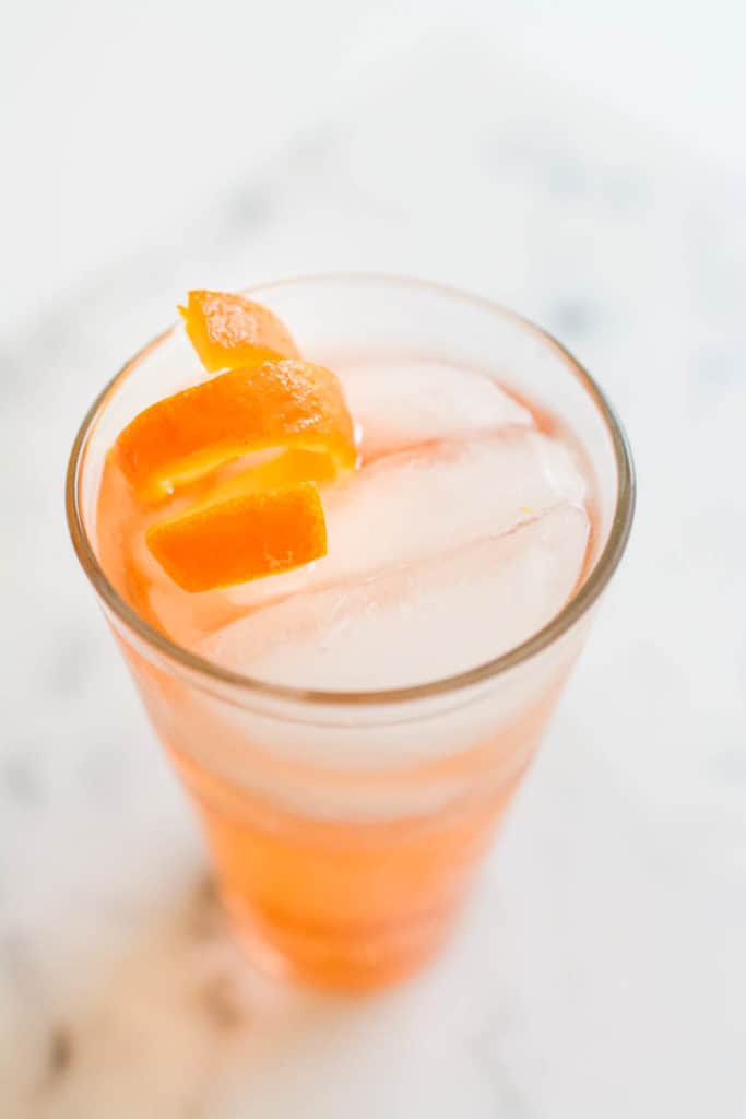 How to Make a Citrus Twist Cocktail Garnish