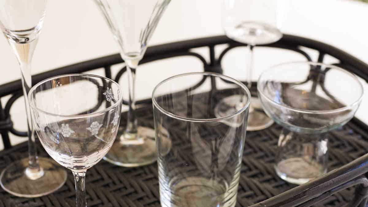 The Only Cocktail Glassware You Need For Your Home Bar - Cupcakes and ...