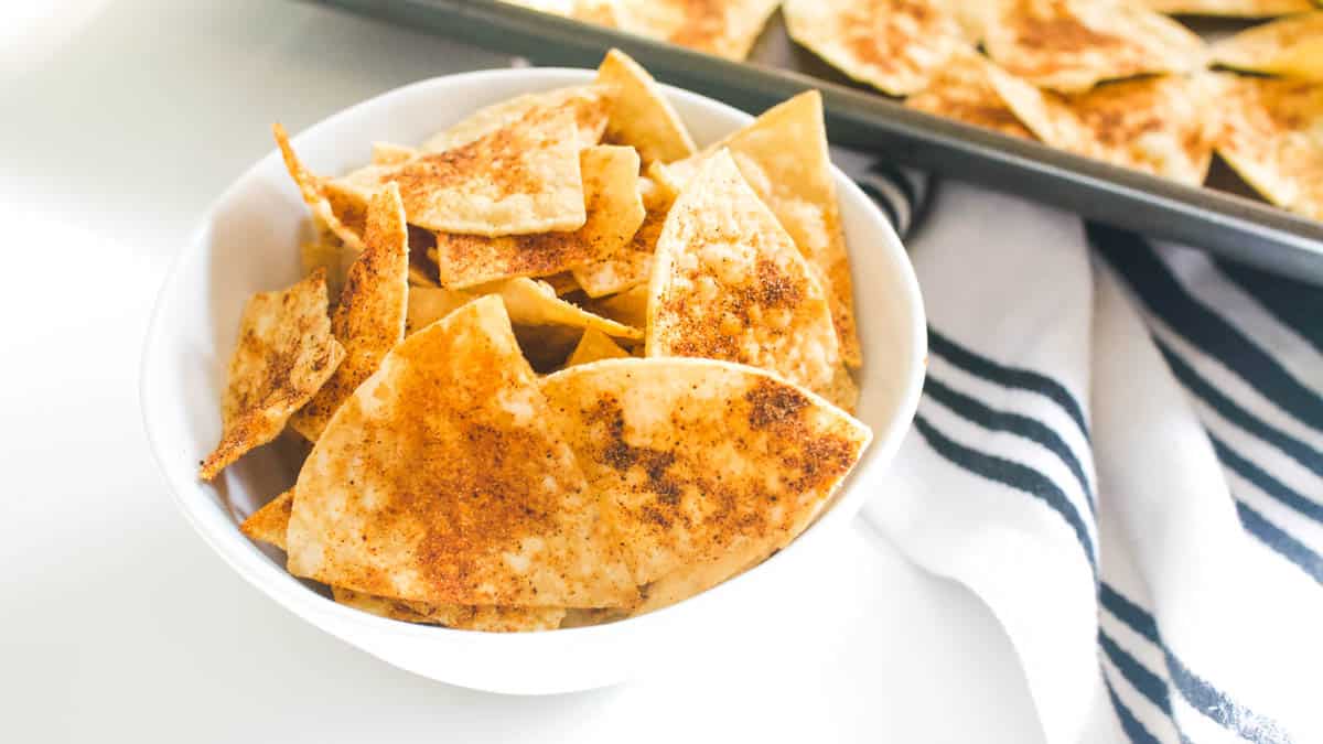 Quick and Easy Homemade Spiced Tortilla Chips Recipe - Cupcakes and Cutlery