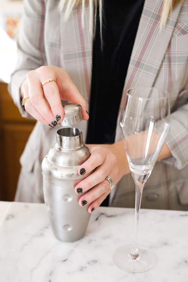 How to use a Cocktail Shaker: A Beginner’s Guide - Cupcakes and Cutlery