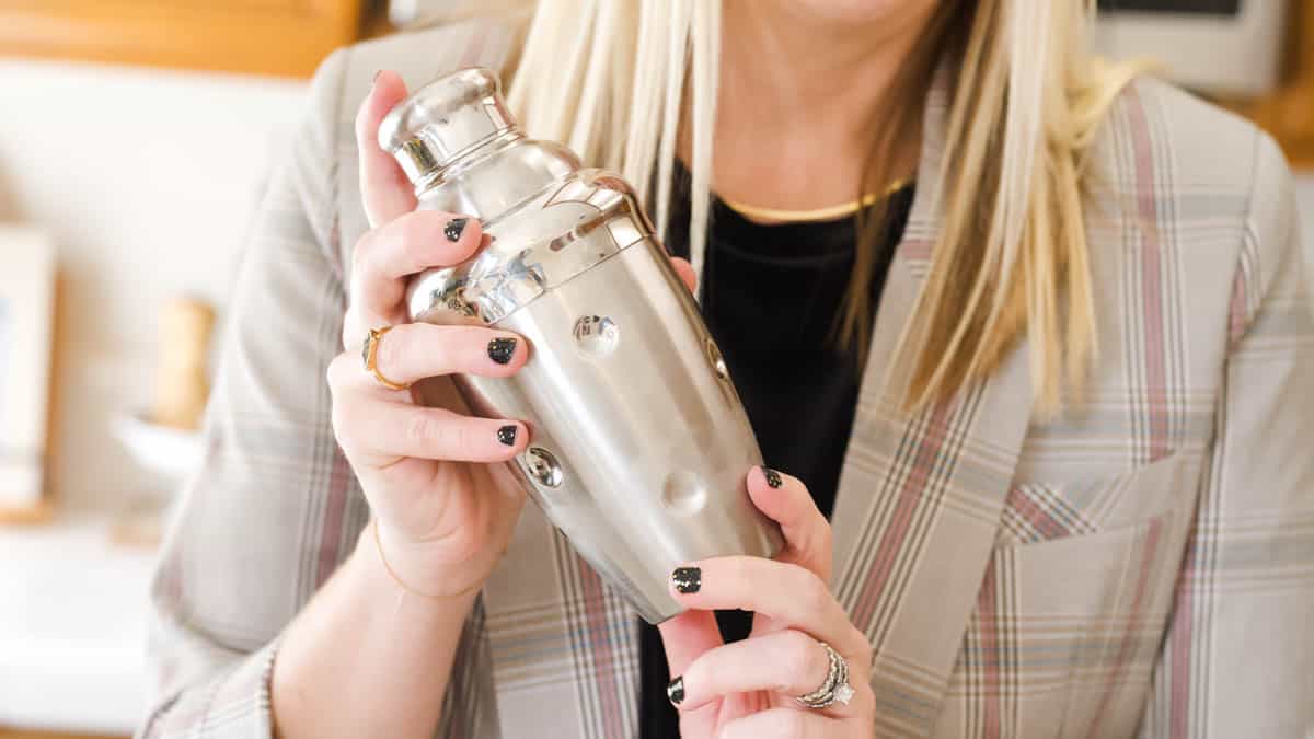 How to use a Cocktail Shaker: A Beginner’s Guide - Cupcakes and Cutlery