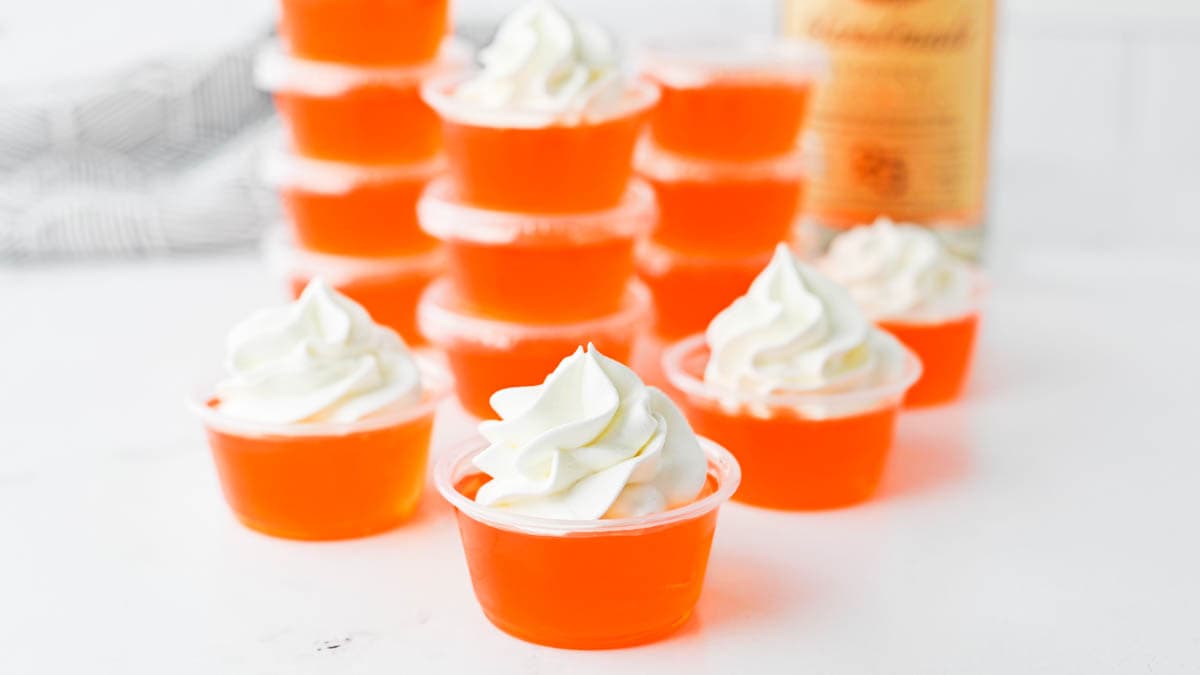 Party Perfect Orange Jello Shots Recipe - Cupcakes and Cutlery