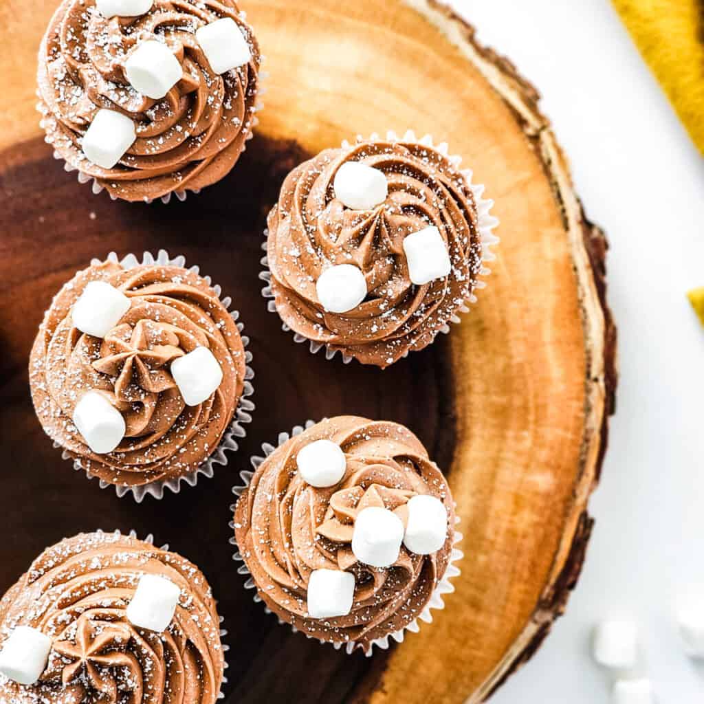 Hot Chocolate Cupcakes Recipe - Cupcakes and Cutlery
