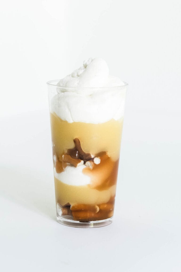 Mini Trifles with Caramel and Pretzel
